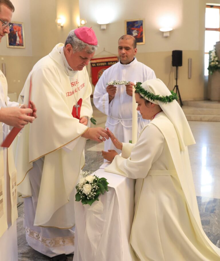 Perpetual Profession – Sisters of Merciful Jesus